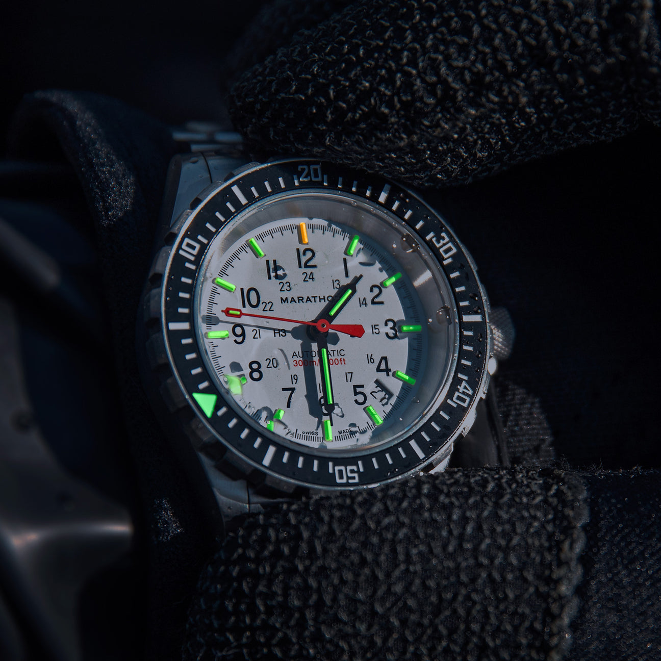 41mm Arctic Edition Large Diver's Automatic (GSAR) with Stainless Stee ...
