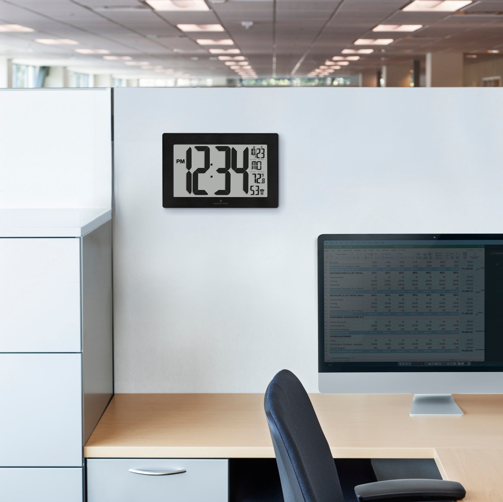 Self-Setting, Self-Adjusting, Wall Clock w/ Stand & 8 Time Zones - Bla ...