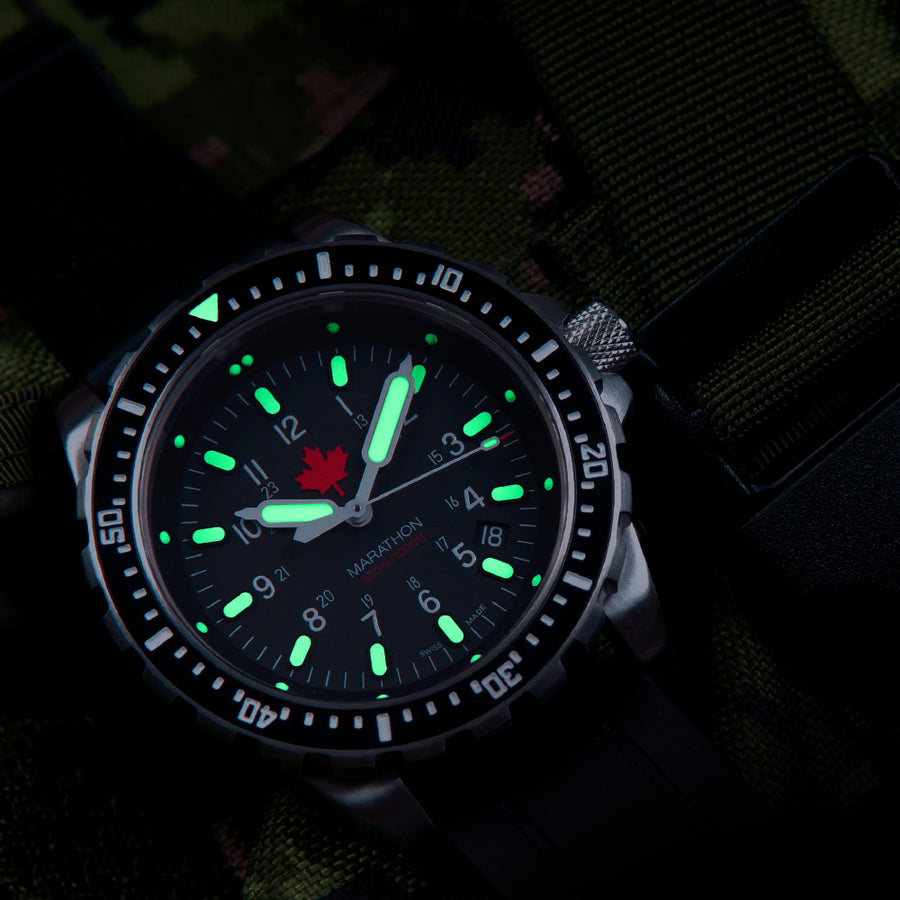 46mm Red Maple Jumbo Diver's Quartz (JSAR) – Marathon Watch