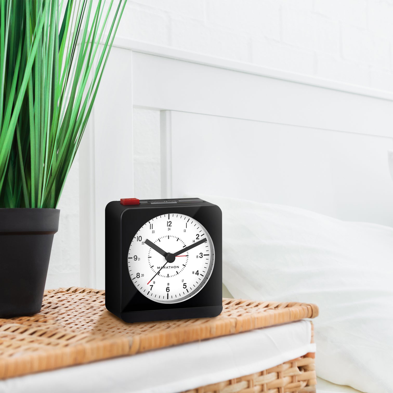 Analog Desk Alarm Clock with Auto Backlight – Marathon Watch