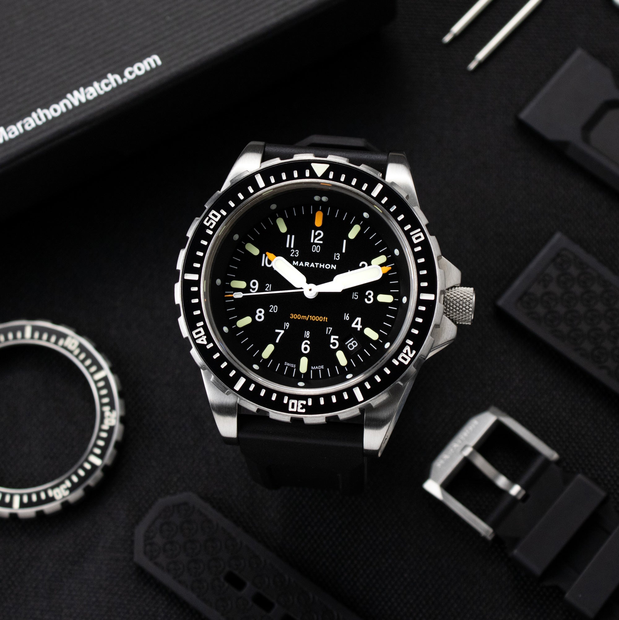 46mm Jumbo Diver's Quartz (JSAR) – Marathon Watch